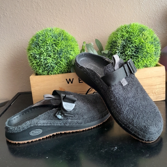 Chaco | Shoes | Chaco Womens Shoe | Poshmark